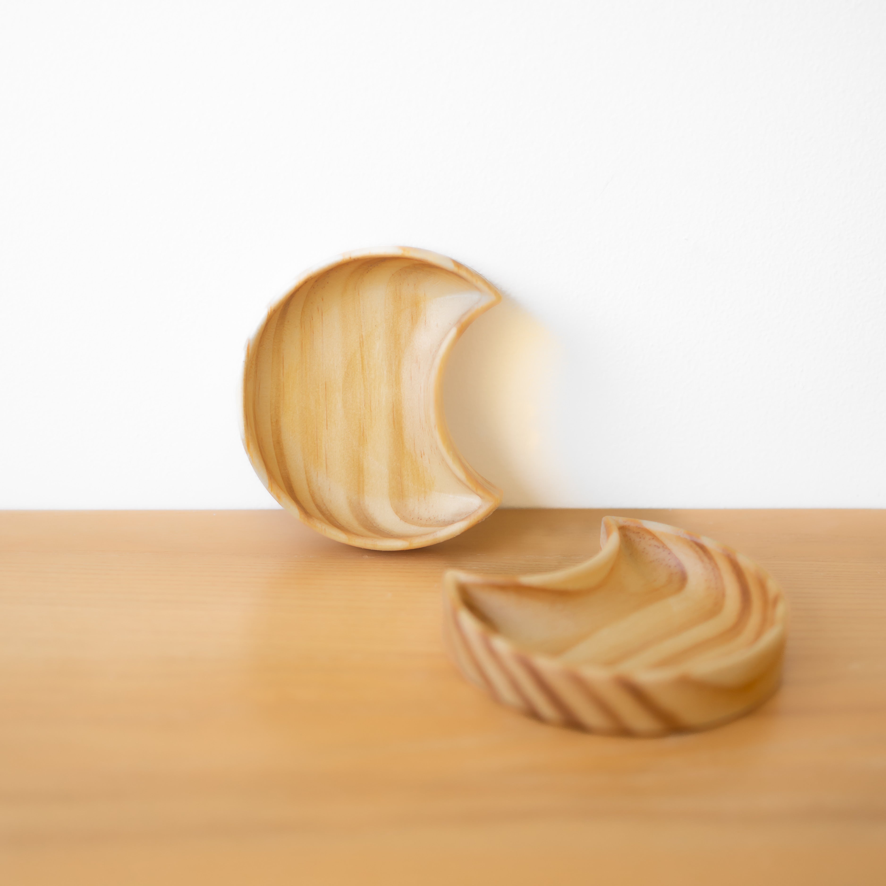Wooden Crescent Moon Mini Tray – Cubs and Sprouts